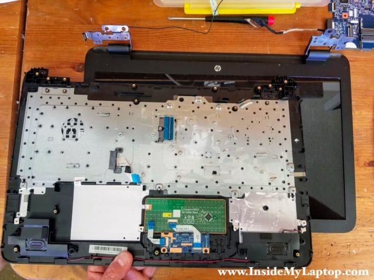 How to disassemble HP Notebook PC 17-x061nr – Inside my laptop